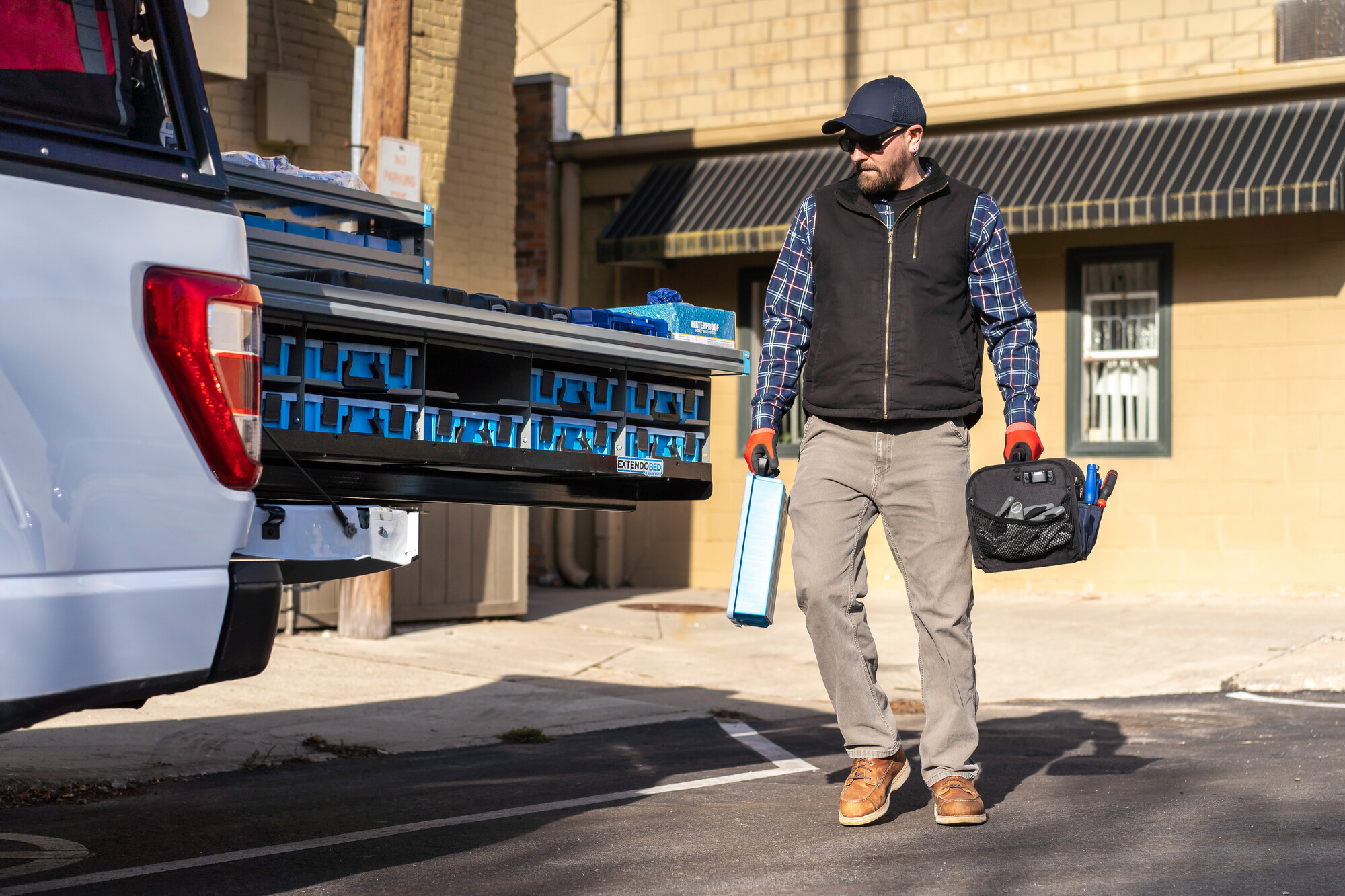 Adrian Extendobed - Truck Accessories in CT