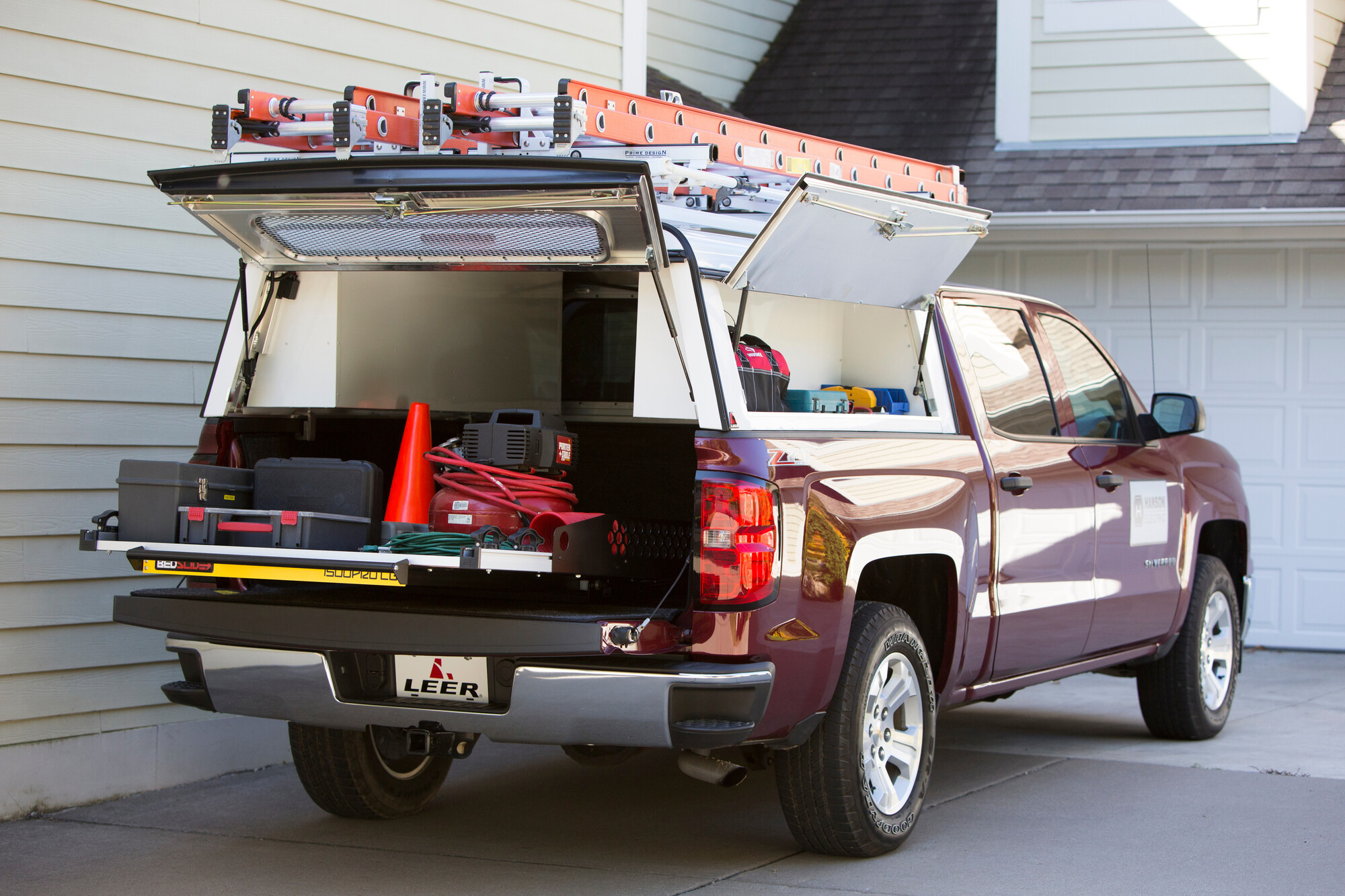 Leer Contractor Aluminum Truck Caps - Truck Accessories in CT