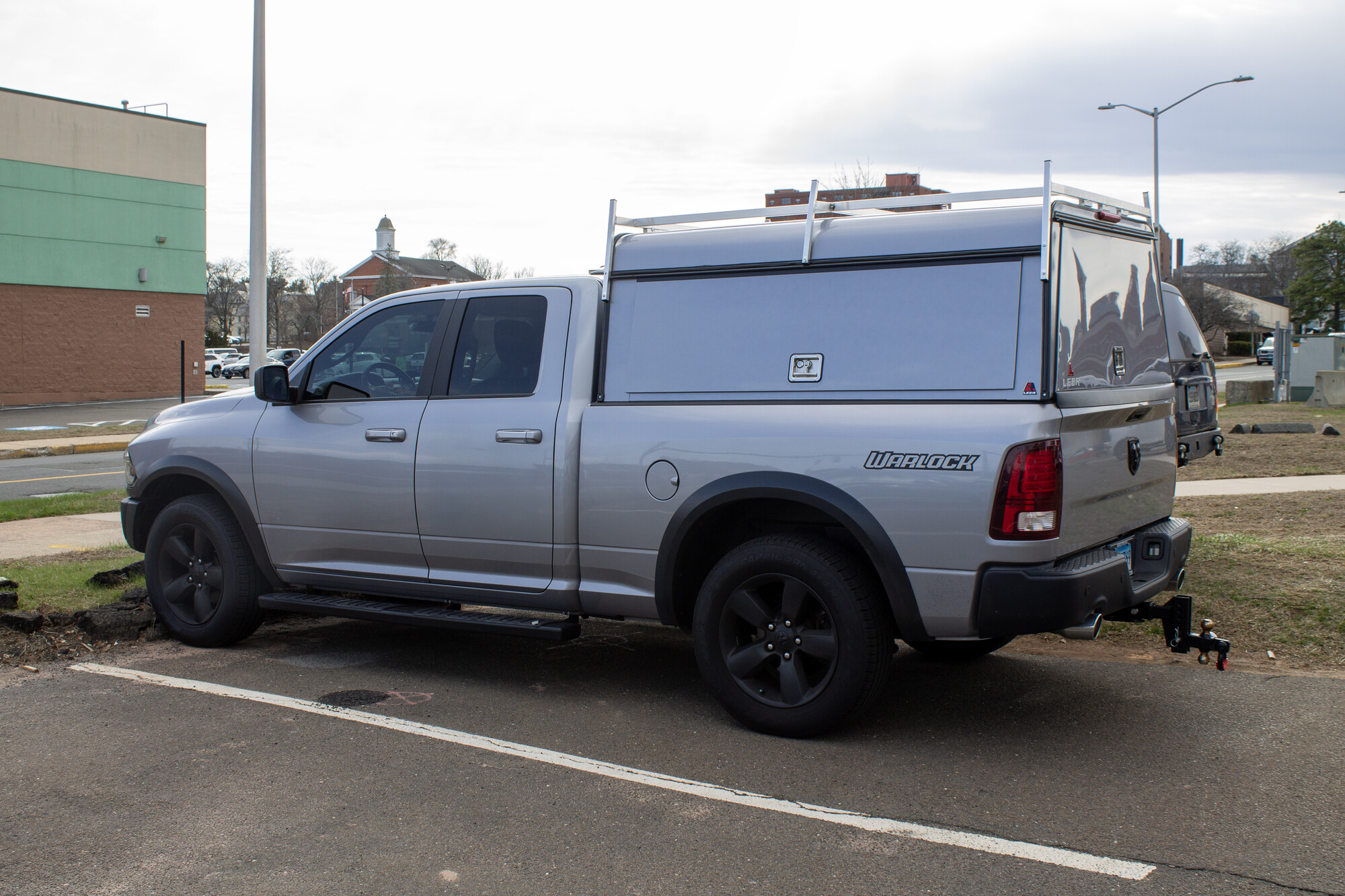 Leer Contractor Aluminum Truck Caps - Truck Accessories in CT