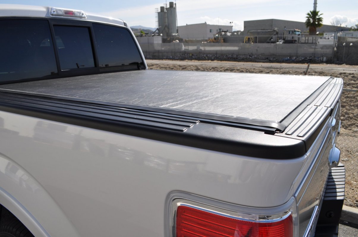 Tonneau Covers CT | Sold & Installed at CT Truck & Van