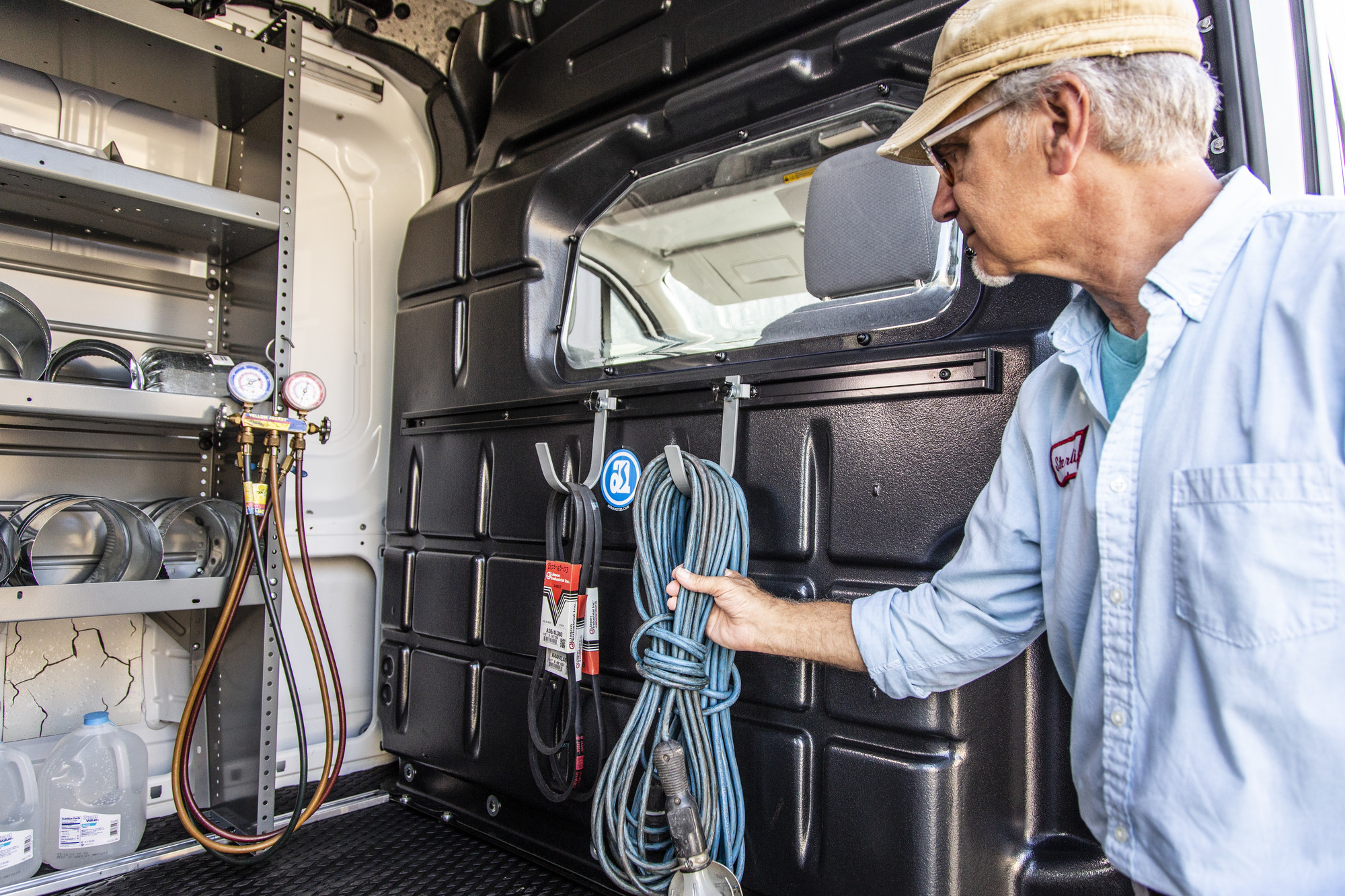 Composite Partitions in Connecticut | CT Truck & Van