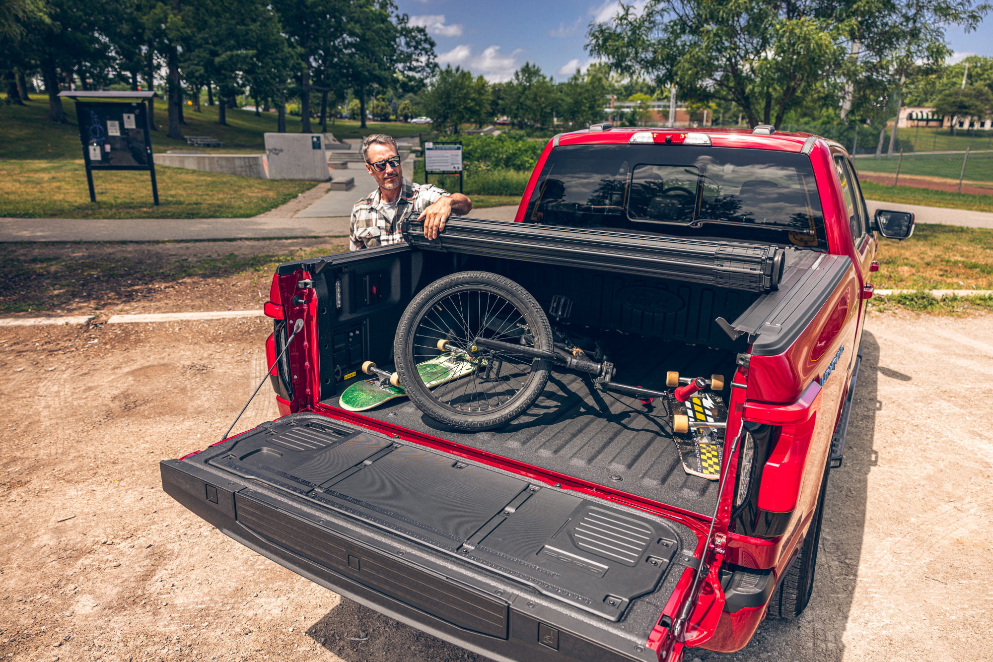 Revolver X4s - Truck Accessories in CT